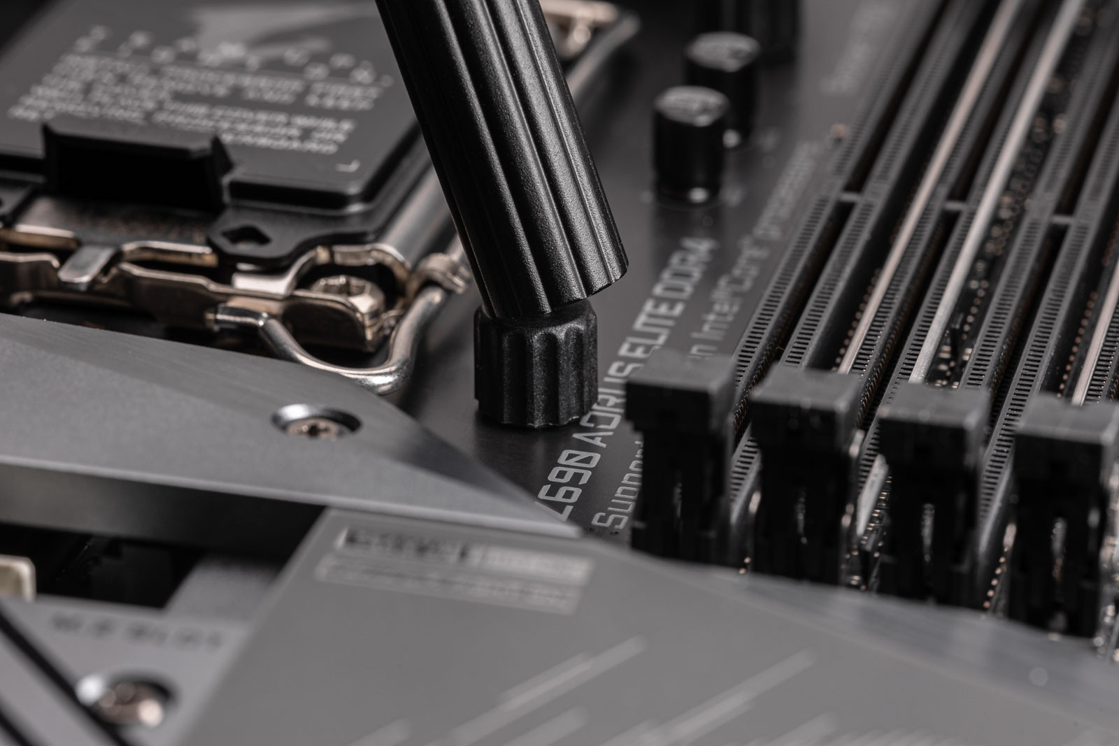 EK-Nucleus AIO CR360 Dark - AM5-compatible all in one cooler – EK Webshop